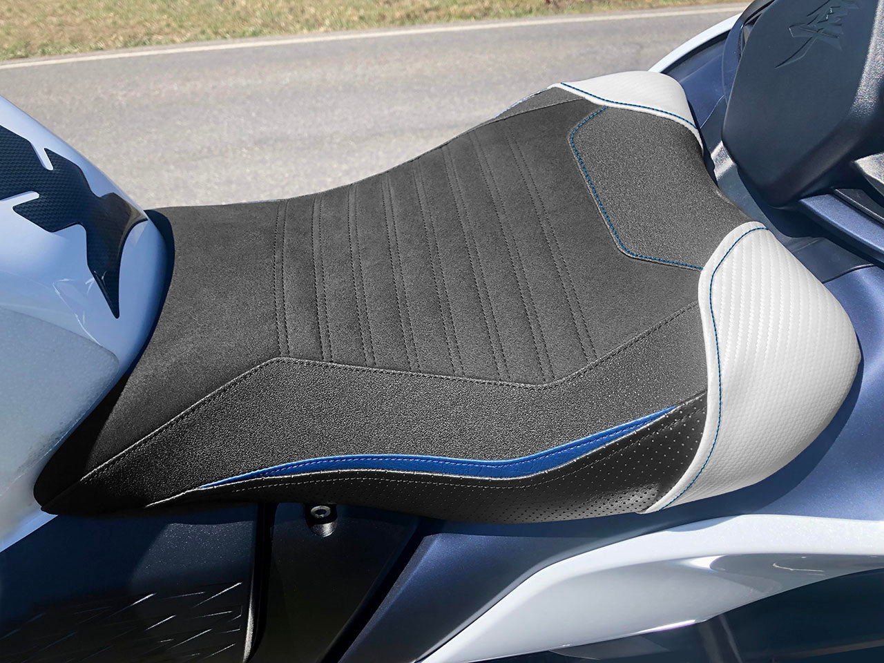 21-25 Suzuki Hayabusa Rider Seat Cover (Sport) – Luimoto