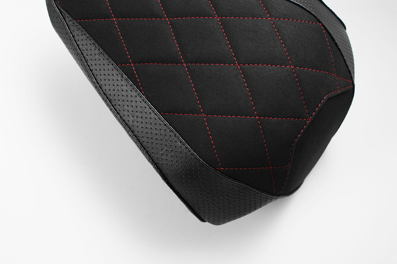 18-21 Ducati Panigale V4 Passenger Seat Cover (Diamond Sport) – Luimoto